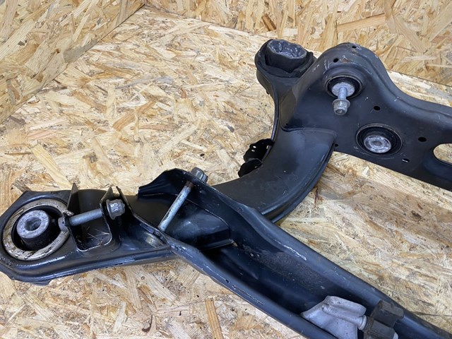 2043500141 Mercedes балка задней подвески (подрамник)