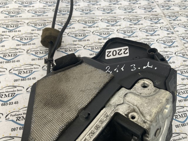 Замок задней двери, левой на Mercedes E (W211)