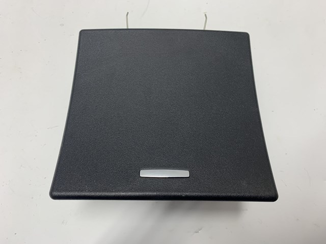 A2126803750 Mercedes пепельница задняя вещевой ящик