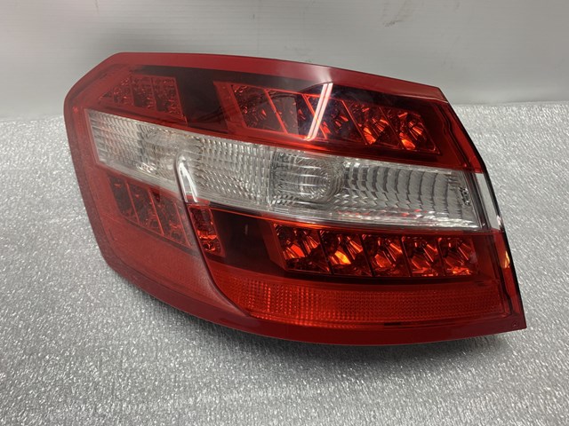 Стоп задний на Mercedes E (W212)