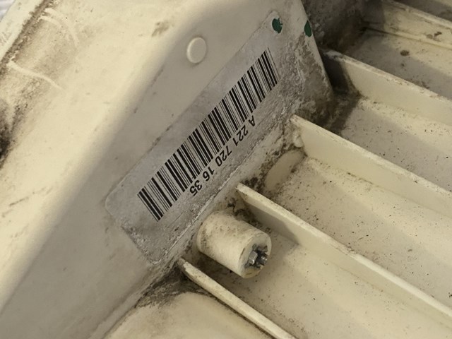 Замок водительской двери на Mercedes S (W221)