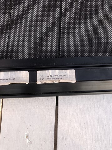 A2218100620 Mercedes шторка задняя правая