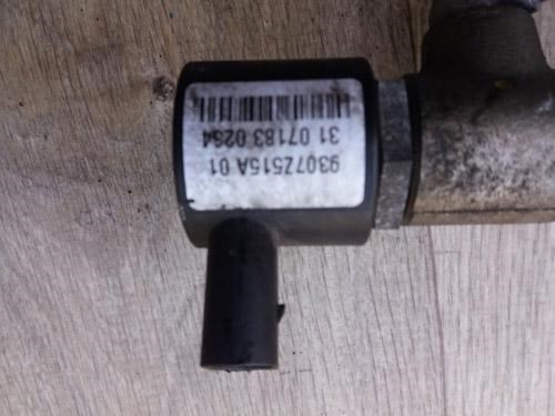 0041537528 Mercedes датчик давления топлива