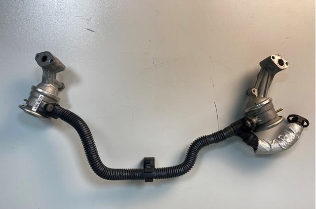 06E131143BF VAG трубка