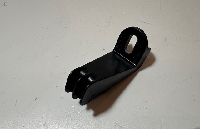 4H0941455 VAG кронштейн