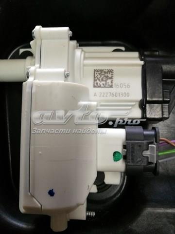A2227601300 Mercedes мотор доводчика дверей