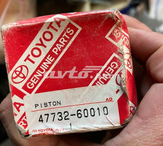 4773260010 Toyota Поршень суппорта тормозного переднего