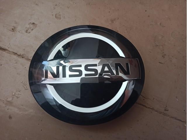 628907FW0A Nissan емблема
