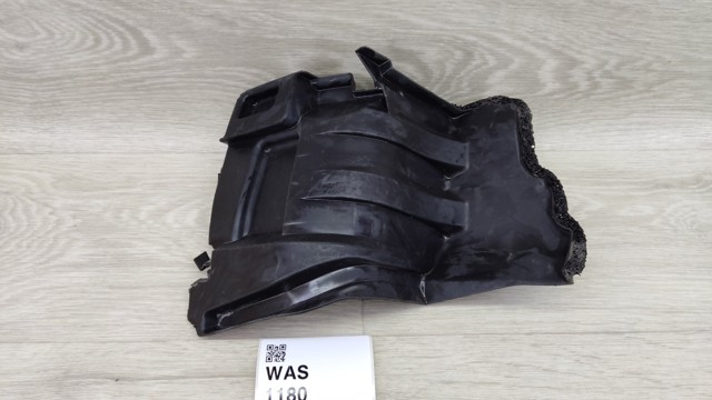 532920E020 Toyota ремчастина пластикова