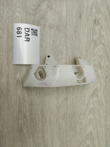 622211CA0A Nissan кронштейн бампера переднего внешний левый