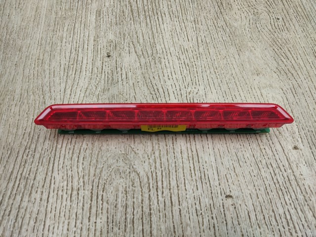 92700C1000 Hyundai/Kia Стоп-сигнал задний дополнительный