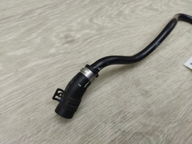 A2700183700 Mercedes трубка вентиляционная