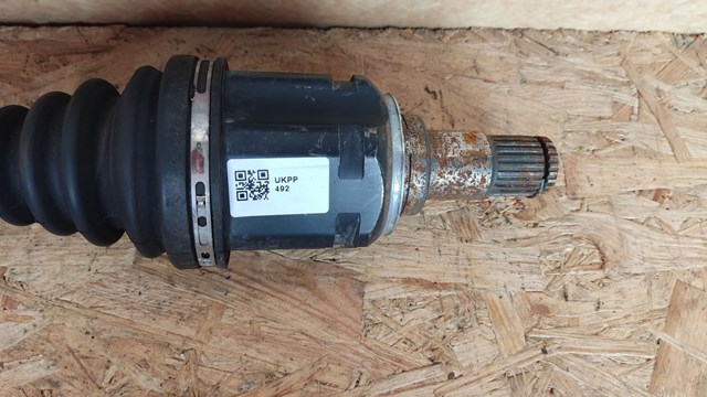 4342028090 Toyota Полуось (привод) передняя левая