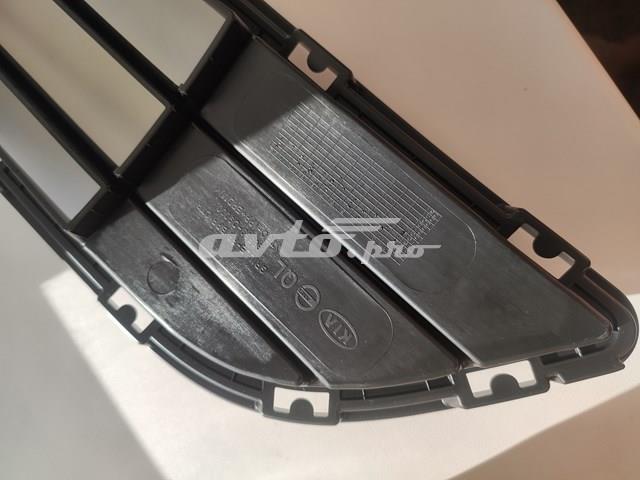 86569D9000 Hyundai/Kia решетка переднего бампера (нижняя 2017-19)