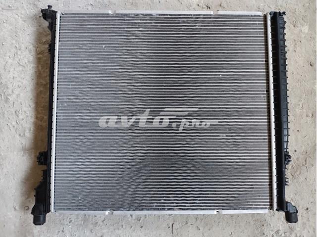 A0995001203 Mercedes радиатор охлаждения с тестового авто. новый.