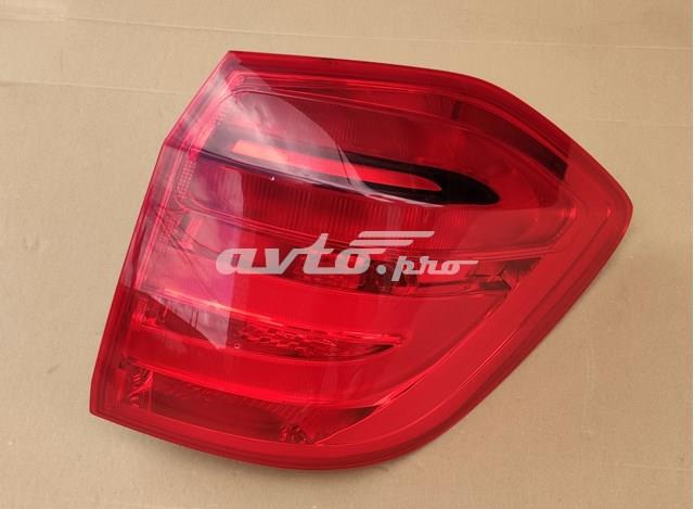 A1669067601 Mercedes задний правый фонарь