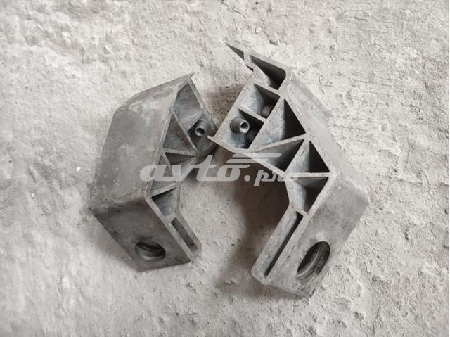 A2055014220 Mercedes скоба крепления радиатора