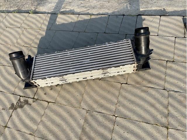 17517823570 BMW радиатор интеркуллера