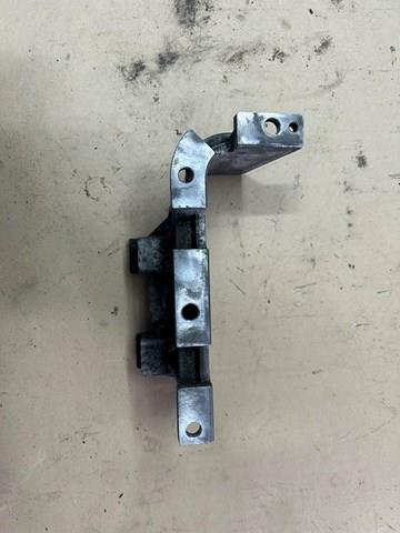 Кронштейн компрессора кондиционера на Hyundai Tucson TL внедорожник ...