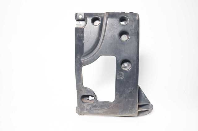 852230001R Renault (RVI) кронштейн бампера заднего левый