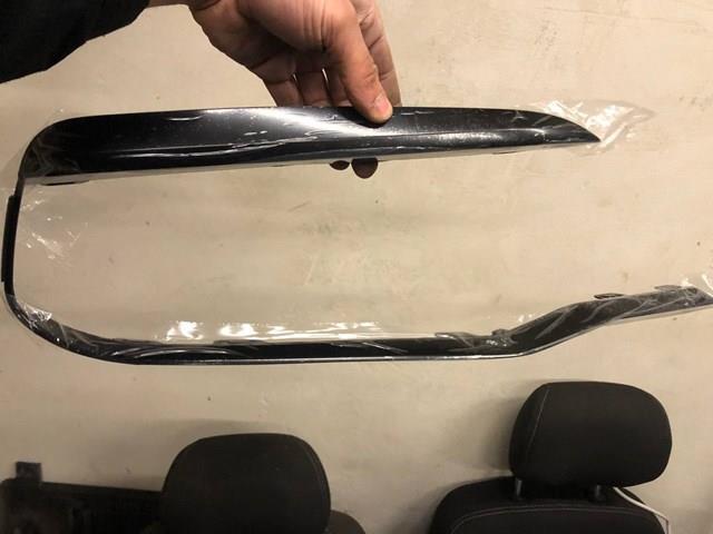 51117396854 BMW накладка впускного сопла