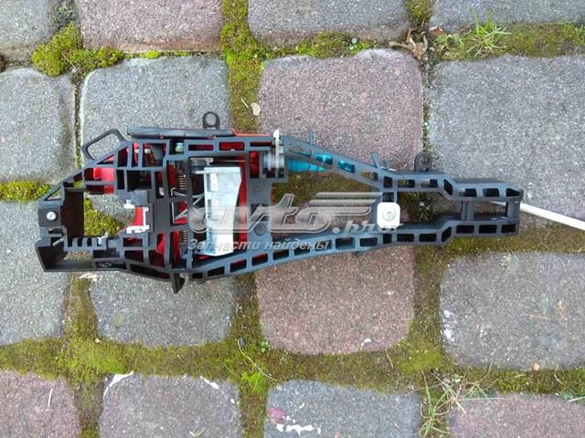 51217242567 BMW держатель наружной ручки двери передней левой