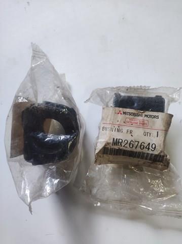 MR267649 Mitsubishi втулка переднего стабилизатора