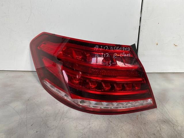 A212906070364 Mercedes задний левый внешний фонарь