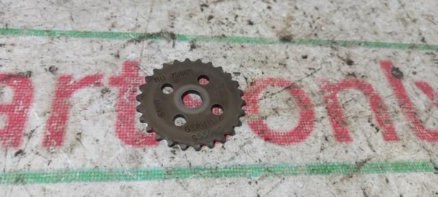 Шестерня привода маслянного насоса на BMW X6 (E71)