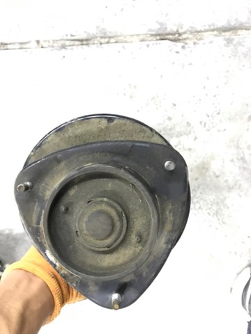 20320FG000 Subaru опора амортизатора переднего