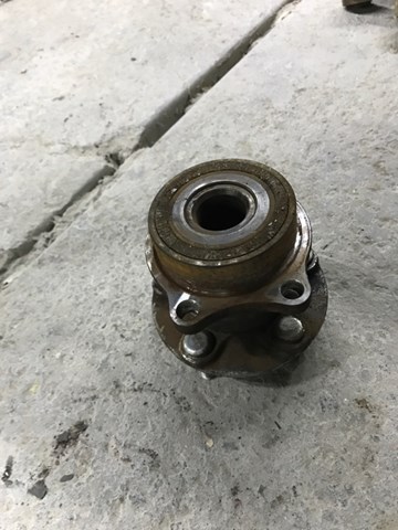 28473FG000 Subaru ступица задняя