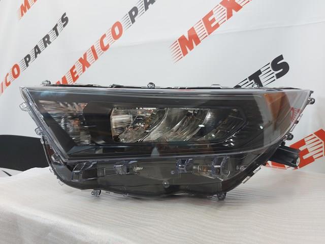 811500R150 Toyota фара левая