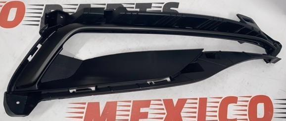 86521C2300 Hyundai/Kia решетка бампера переднего левая