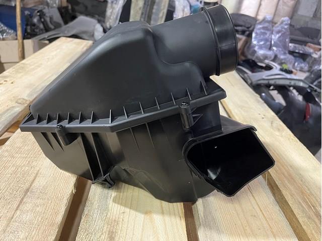 13718620473 BMW глушитель шума всасывания воздуха