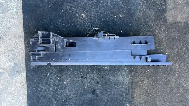 17118572189 BMW суппорт радиатора правый (монтажная панель крепления фар)