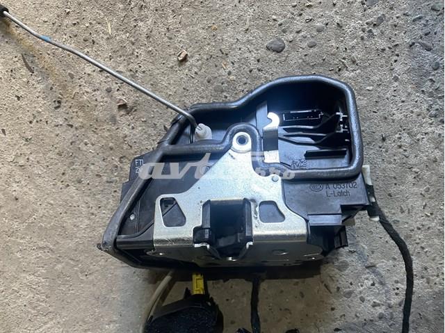51217229461 BMW замок водительской двери