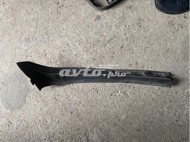 51767264273 BMW уплотнитель крыла