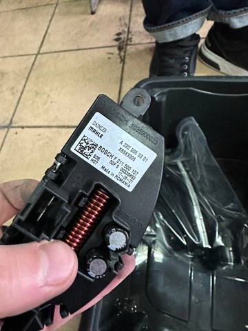 A2229060301 Mercedes регулятор вентилятора