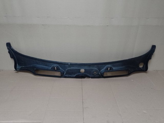 51717180743 BMW решетка дворников