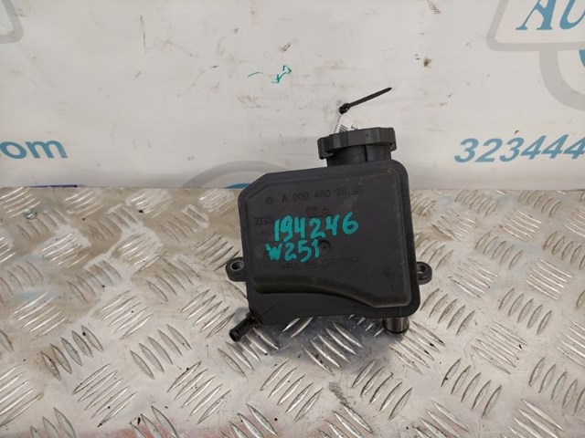 A0004602883 Mercedes бачок насоса гур