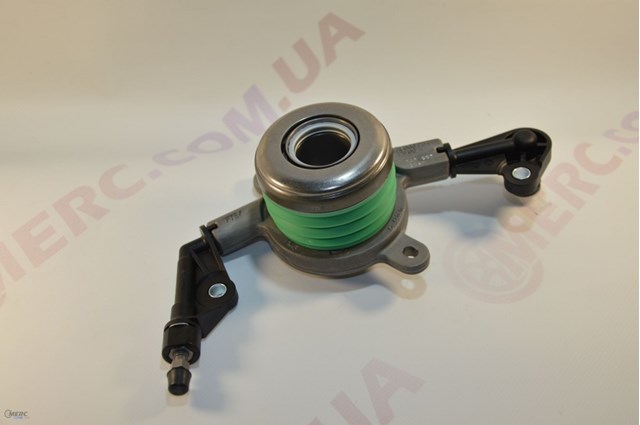 Рабочий цилиндр сцепления в сборе с выжимным подшипником на Mercedes