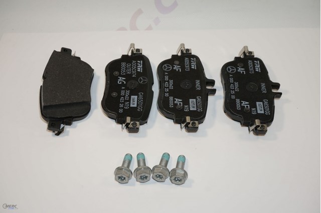 A0004209700 Mercedes колодки передние