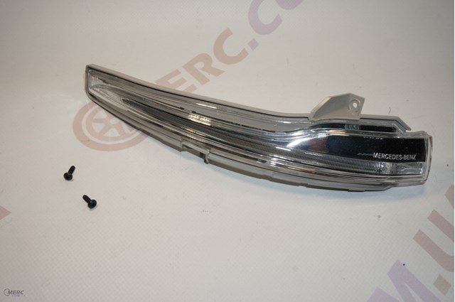 A0999067301 Mercedes указатель поворота зеркала левый