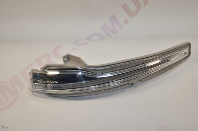 A0999067401 Mercedes указатель поворота зеркала правый