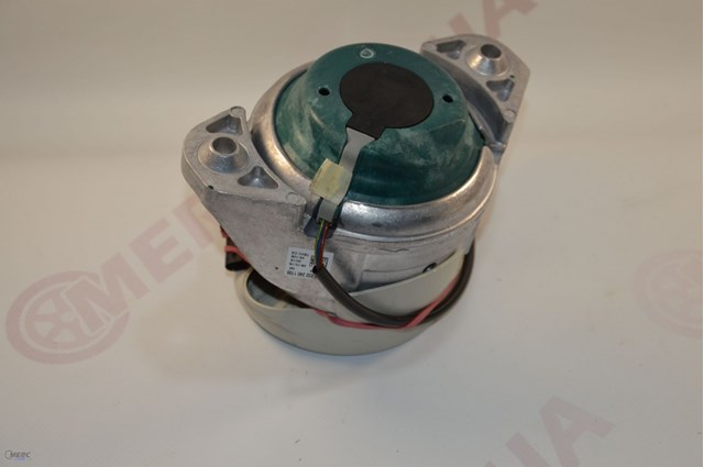 A2222401100 Mercedes подушка двигуна