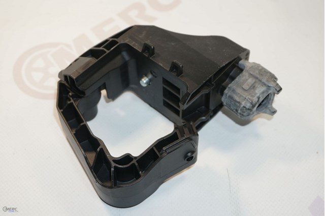 A2535010520 Mercedes тримач