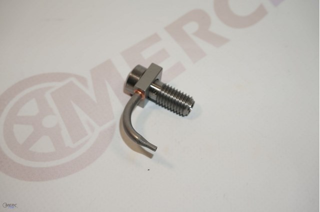 A2701800443 Mercedes маслораспыл. форсунка