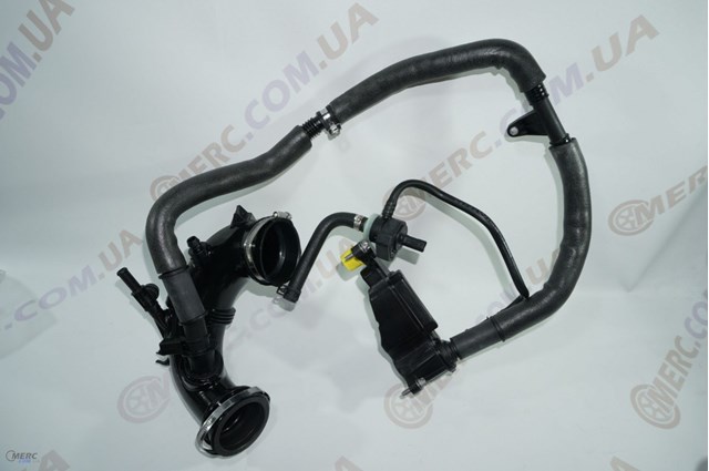 A2740905600 Mercedes патрубок воздушный, вход в турбину (наддув)