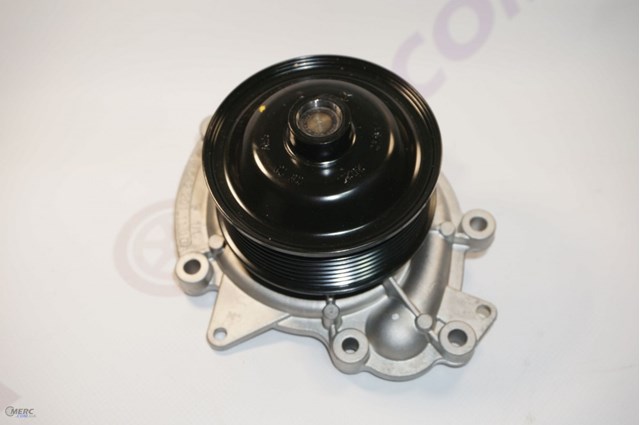 A6422001001 Mercedes помпа водяная (насос охлаждения)