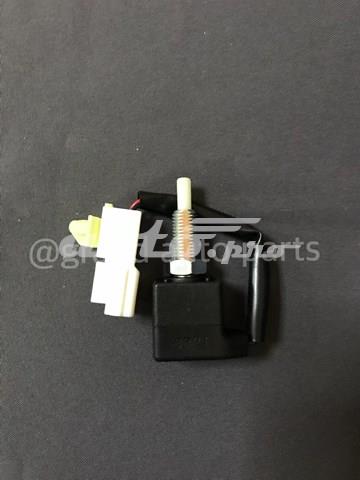 938402E000 Hyundai/Kia Датчик включения сцепления
